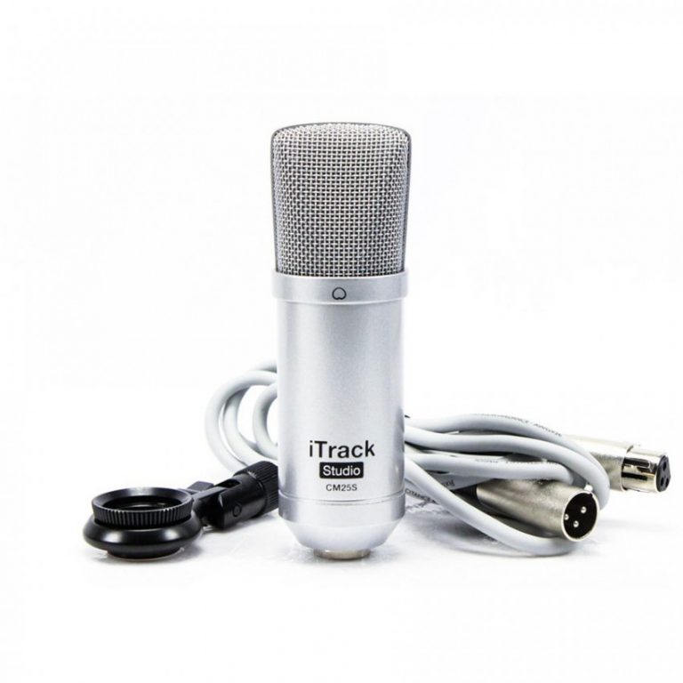 Focusrite iTrack Solo Studio Bundle Pack - Elevated Audio